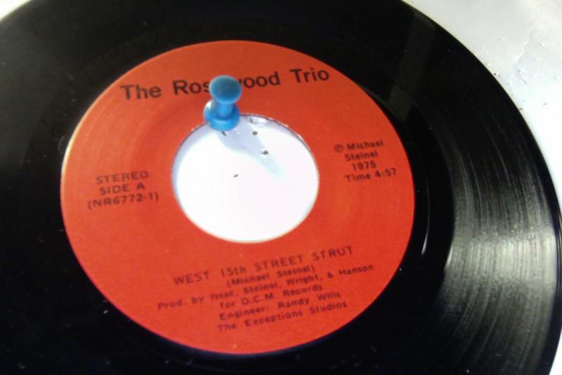 rosewood trio/west 15th street strut/she always did it so well レコード通販 ...